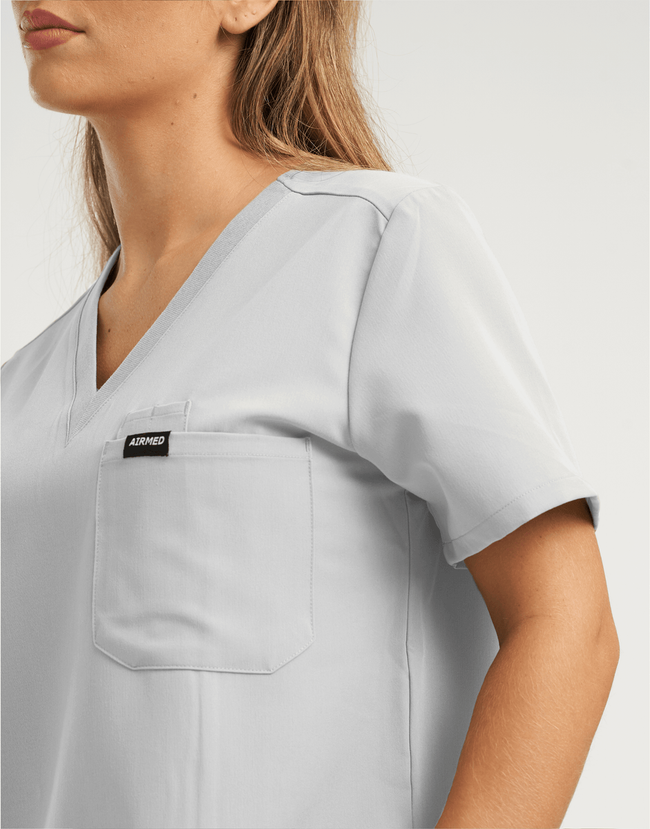 Essential One Pocket V Neck Scrub Top - Tail Light – Airmed Scrubs