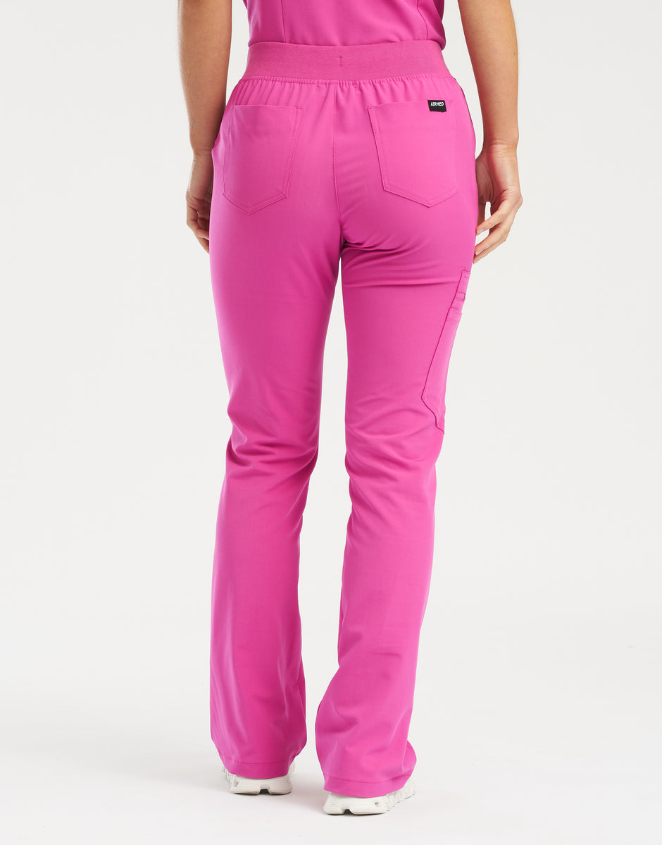 Essential Everyday Black Flare Scrub Pants – Airmed Scrubs