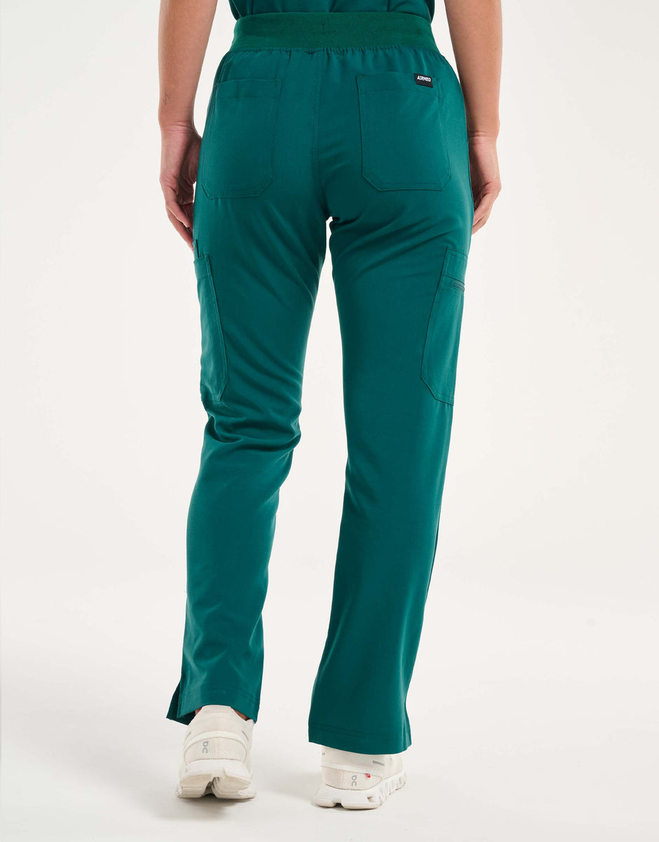 Essential Everyday Green Multi-Pocket Scrub Pants – Airmed Scrubs