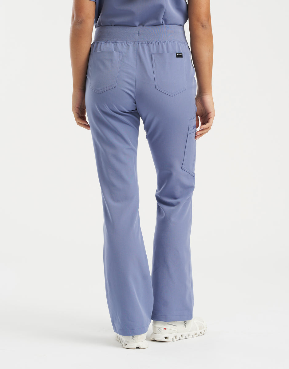 Essential Everyday Black Flare Scrub Pants – Airmed Scrubs