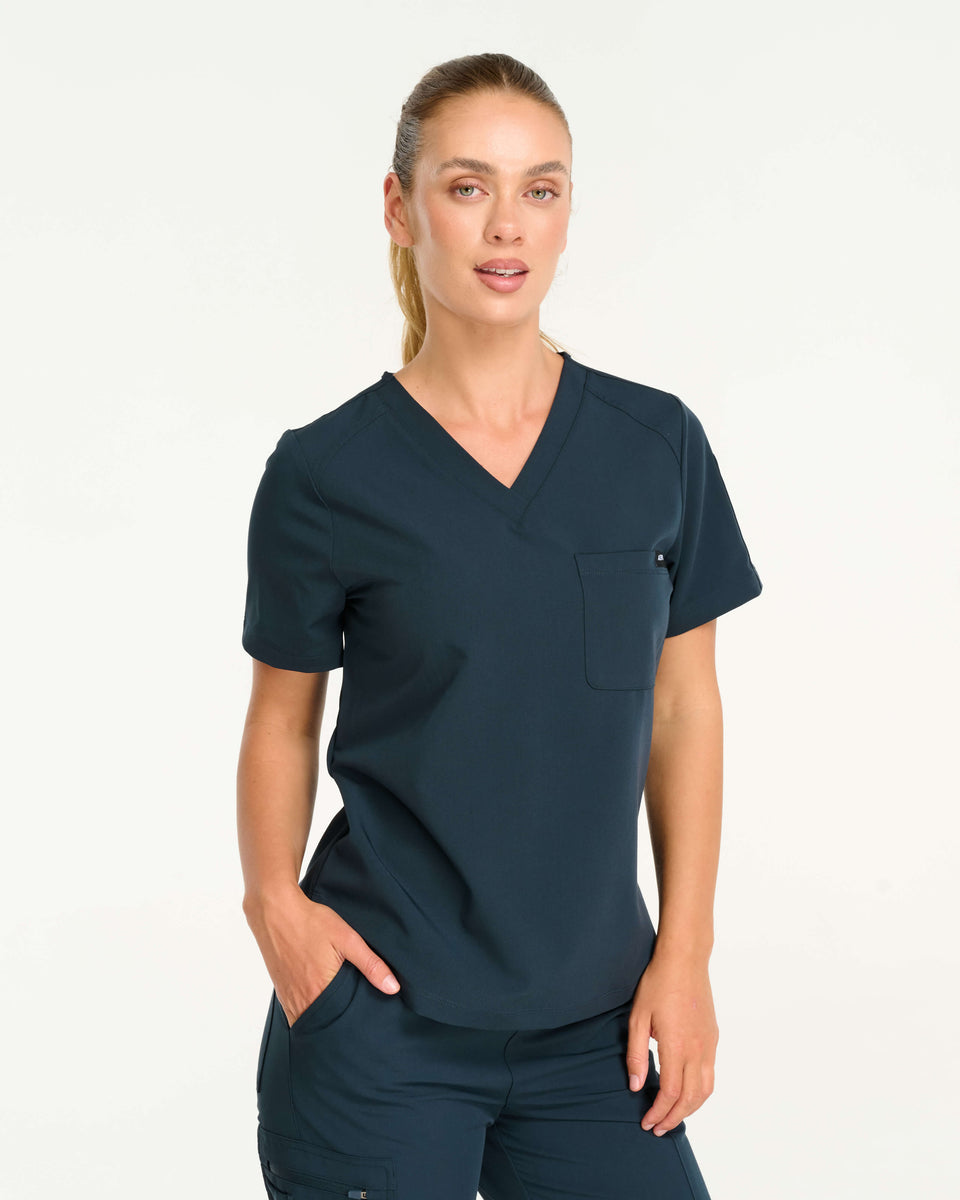 Aspire Classic V Neck Scrub Top - Midnight Navy – Airmed Scrubs