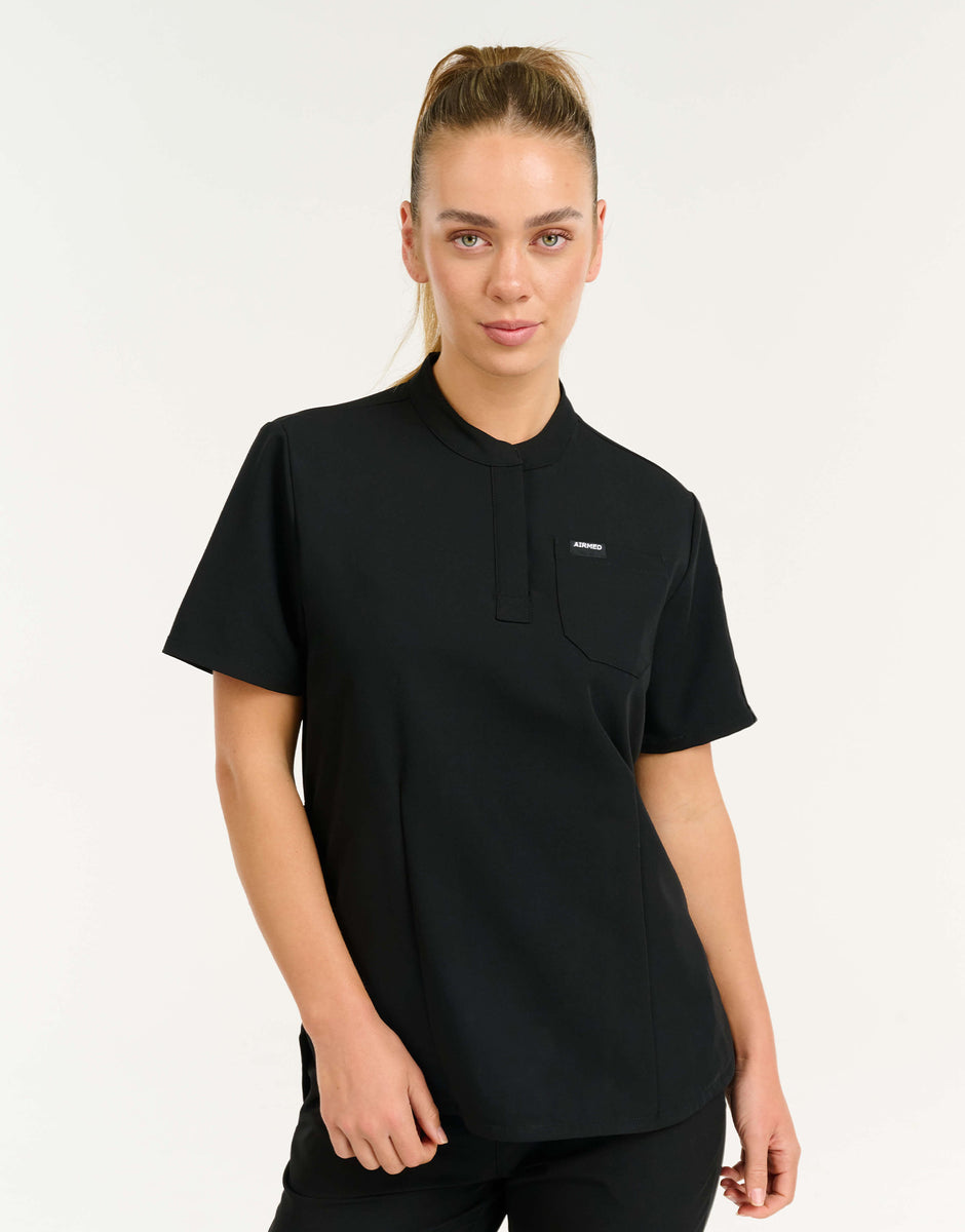 Aspire Mock Neck Scrub Top - Black – Airmed Scrubs